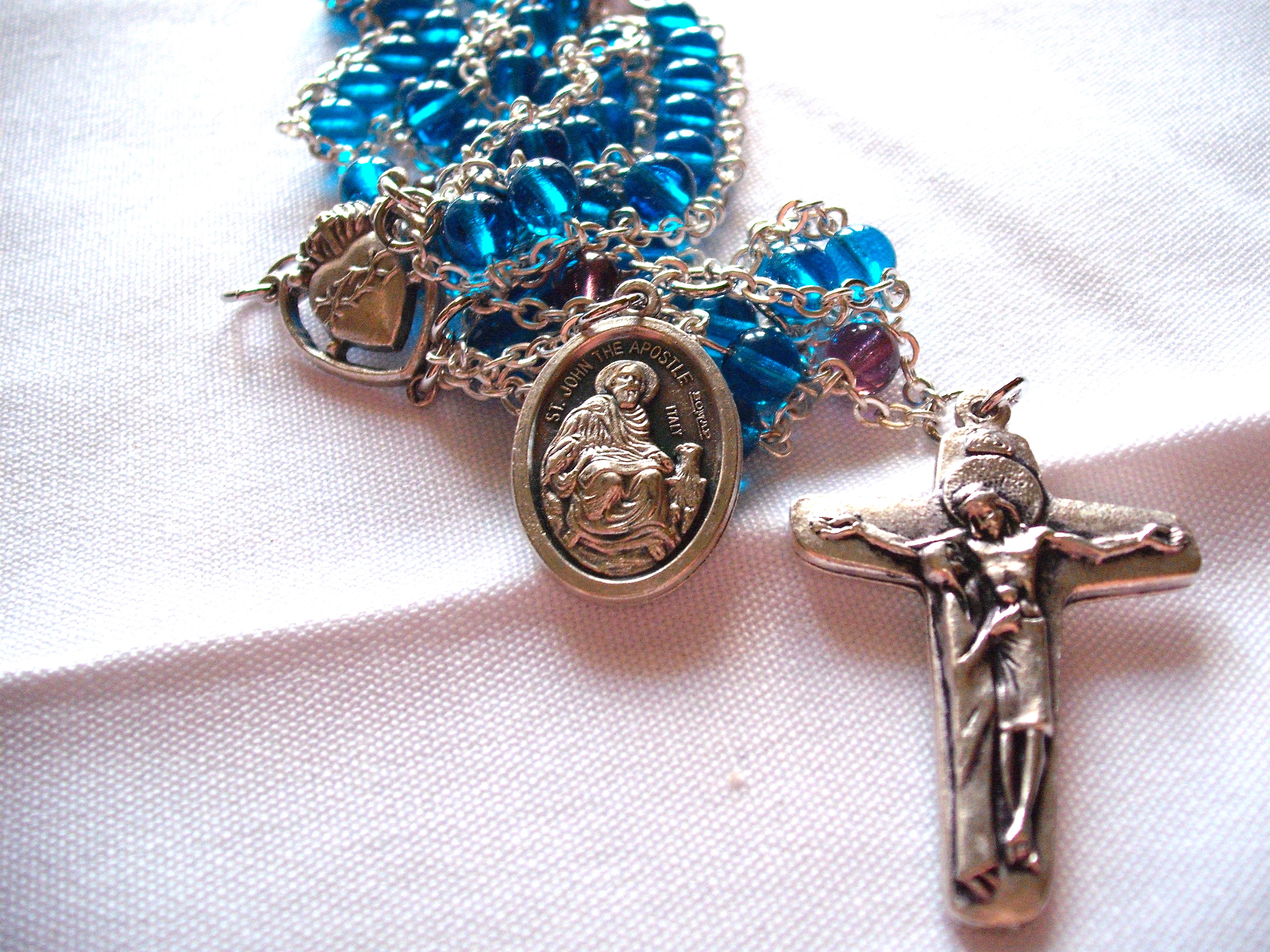 Benedict's Beads - St. John the Apostle Ladder Rosary